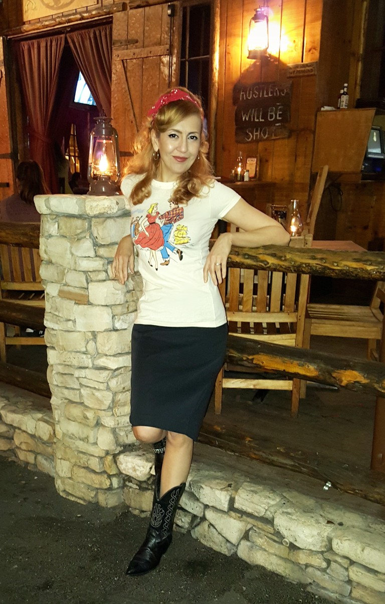 Stiletto City - Designer Spotlight: Atomic Swag Retro T-Shirts